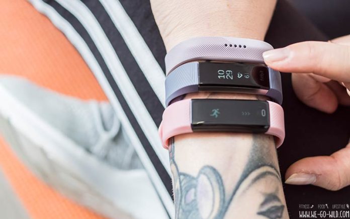 Großer Smart Armband Vergleich: 3 Fitness Tracker für Frauen im Test