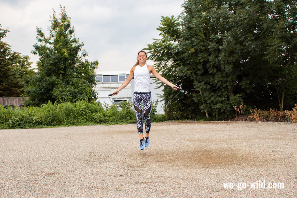 Entrenamiento de saltar la cuerda: ¡Estos ejercicios te mantienen en forma!